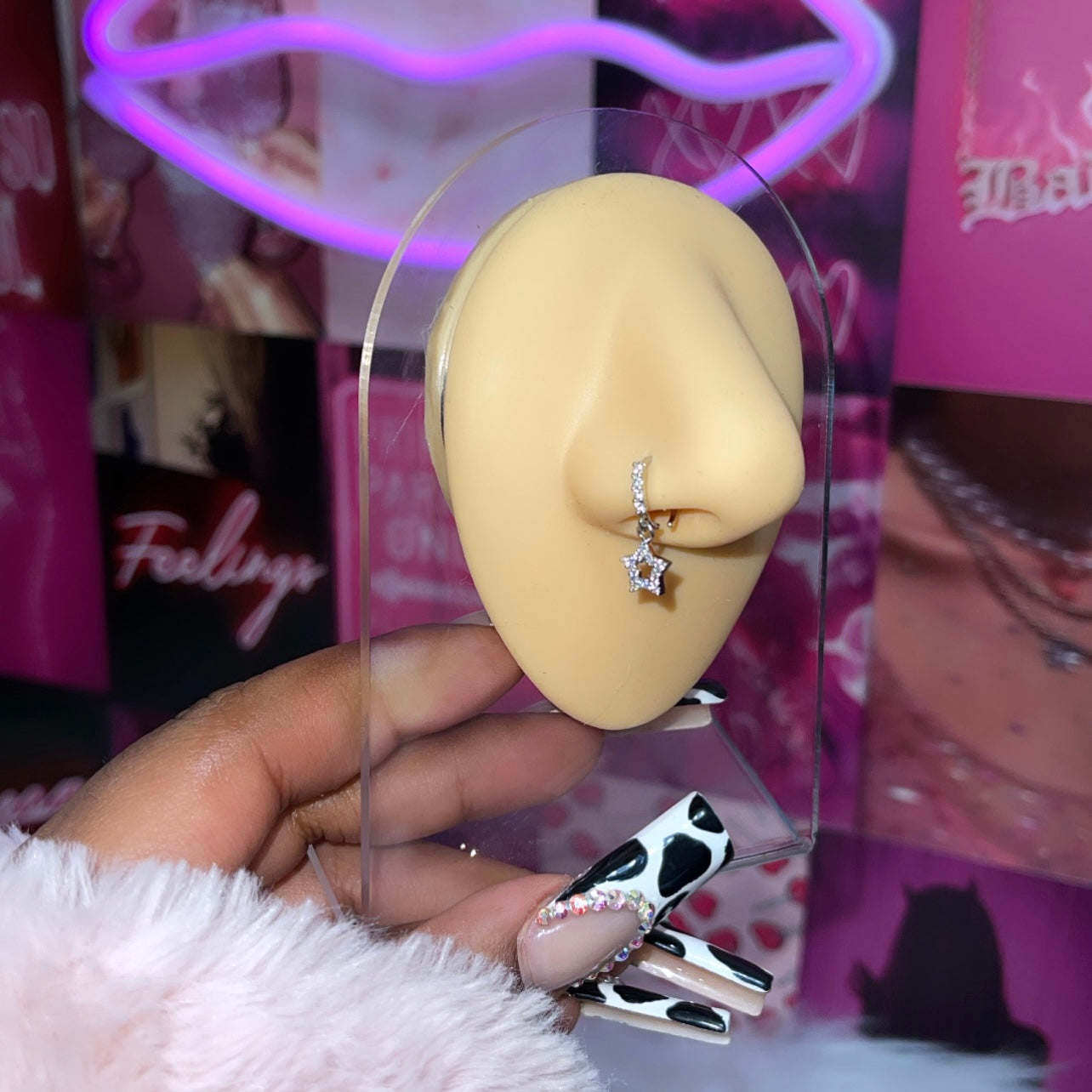 Star Dangle Nose Hoop MISS BADDIE BOUTIQUE
